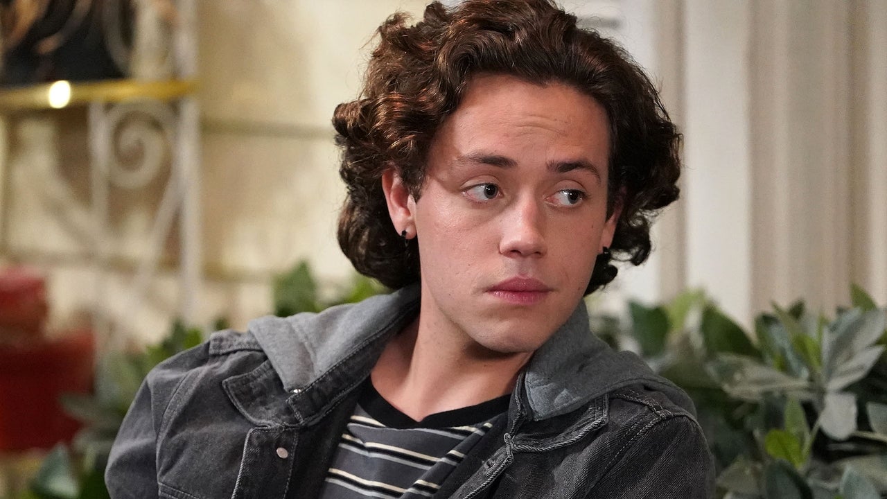 ‘the Conners Sneak Peek Ethan Cutkosky Reunites With ‘shameless Co